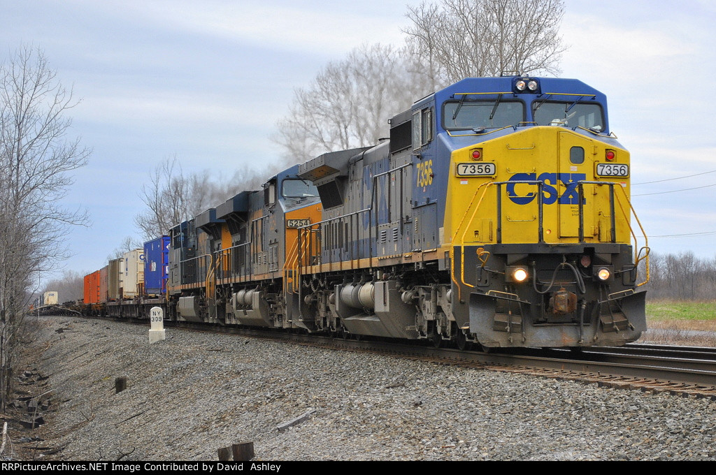 CSX Q114